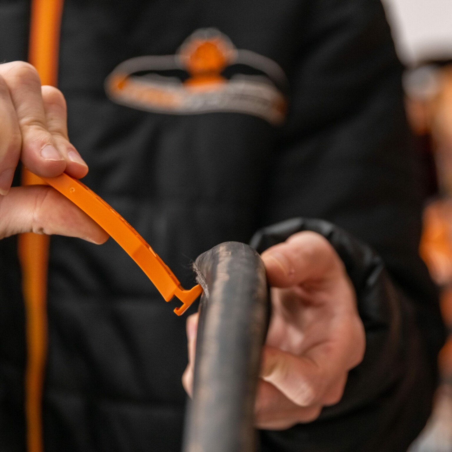 Tire Monkey – Démonte-pneu | Tru-Tension FR | Precision Every Time